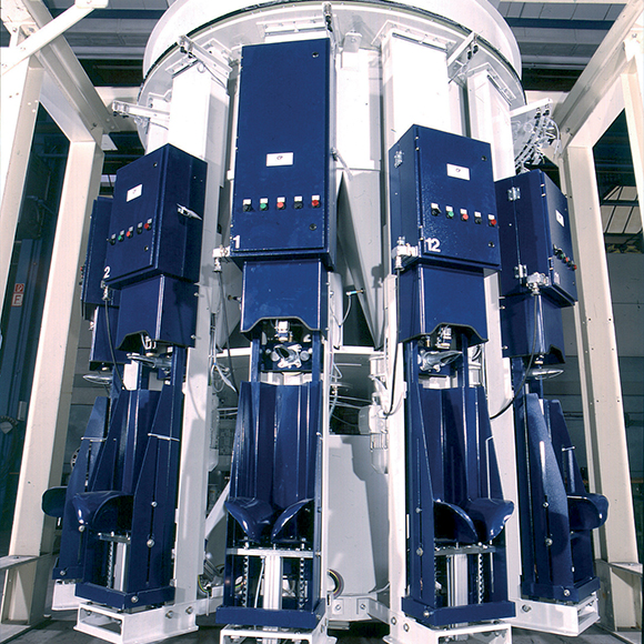 Home - Claudius Peters