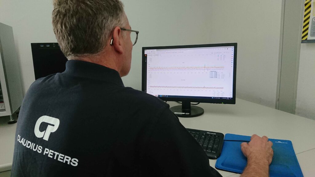 Customer Support - Claudius Peters